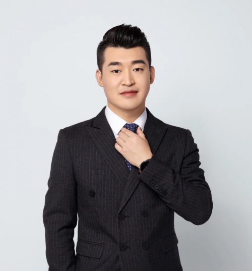Meet Brother Liang, China's hottest drinks influencer right now - Vino ...